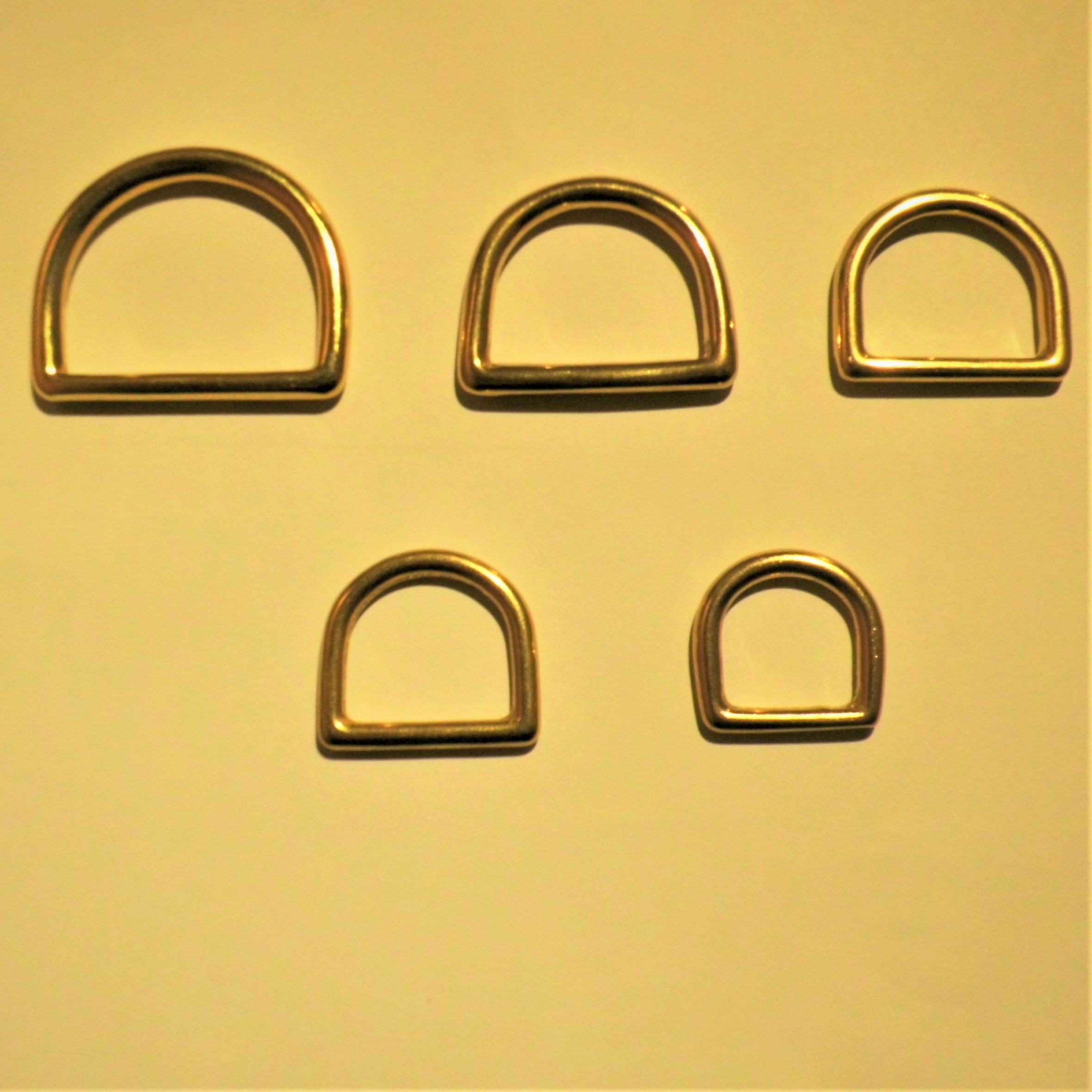 Jagdhundebedarf Falkenberg - D- Bügel Rein Messing